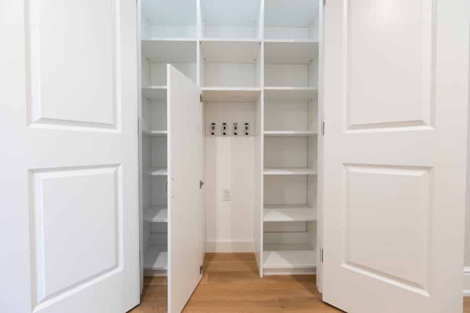 9 Design Tips From Top Closet Designers - Closet Parts